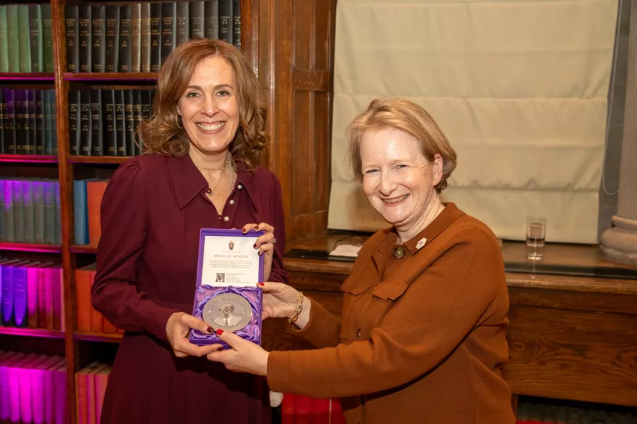 Founders receive prestigious University Medal of Honour | The Tutor Trust